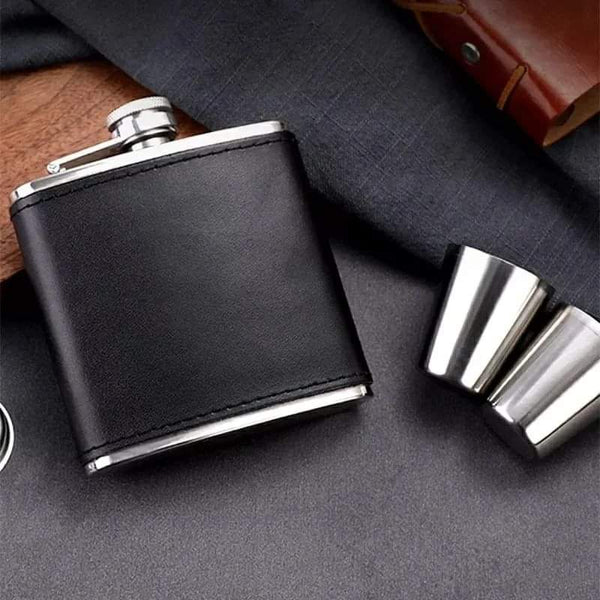 Hip Flask Mini whisky bottle Portable Alcohol Flask with Funnel, Stain ...