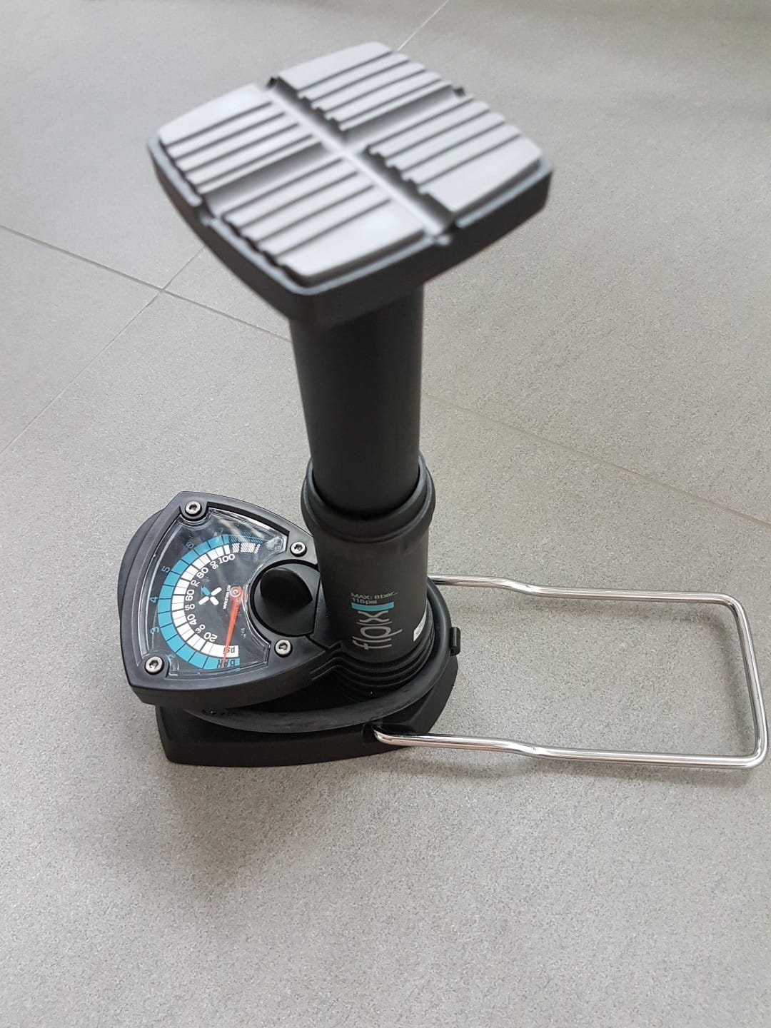 Inflating manual foot pump with 2 nozzle options – Homelux Kenya