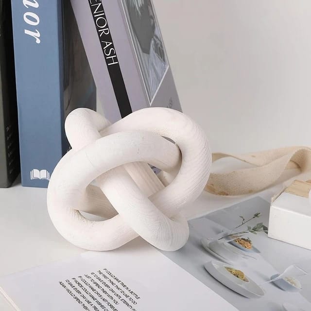 3-link pine wood chain link shelf decor – Homelux Kenya